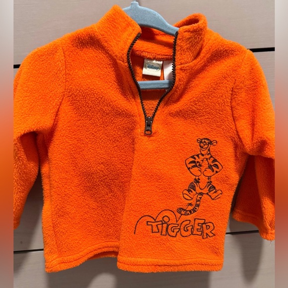 Disney | Jackets & Coats | Vintage Disney Tigger Fleece Pullover 36 ...